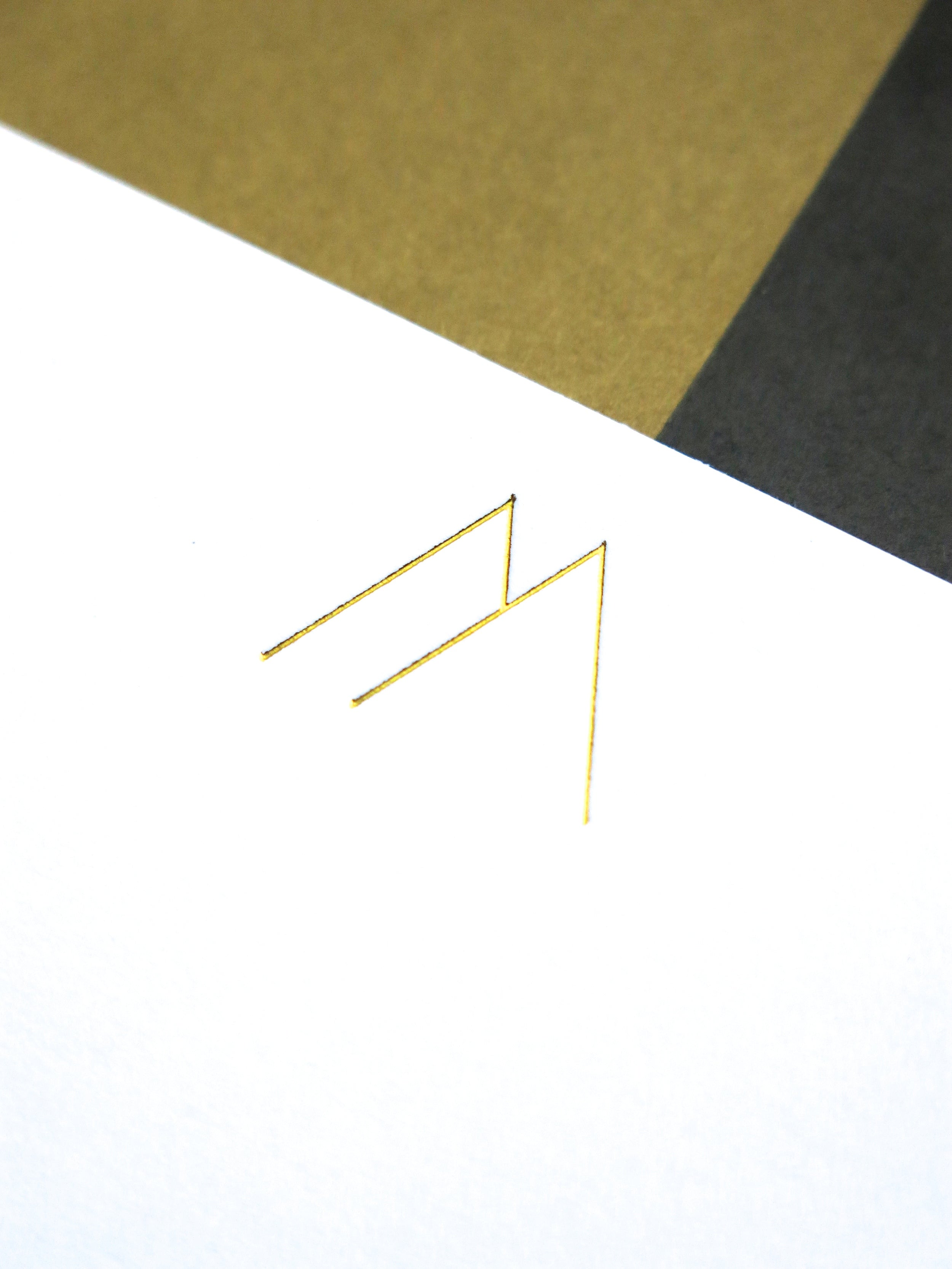 "M"